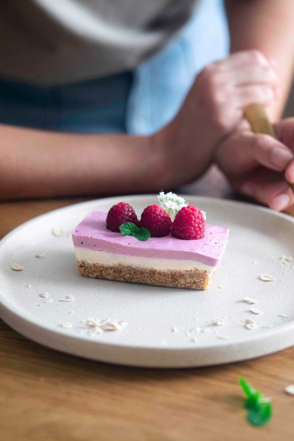 Raspberry Vanilla Cheesecakes | plantbaes